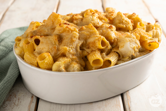 Pasta al horno con coliflor vegana - Recetas italianas de GialloZafferano